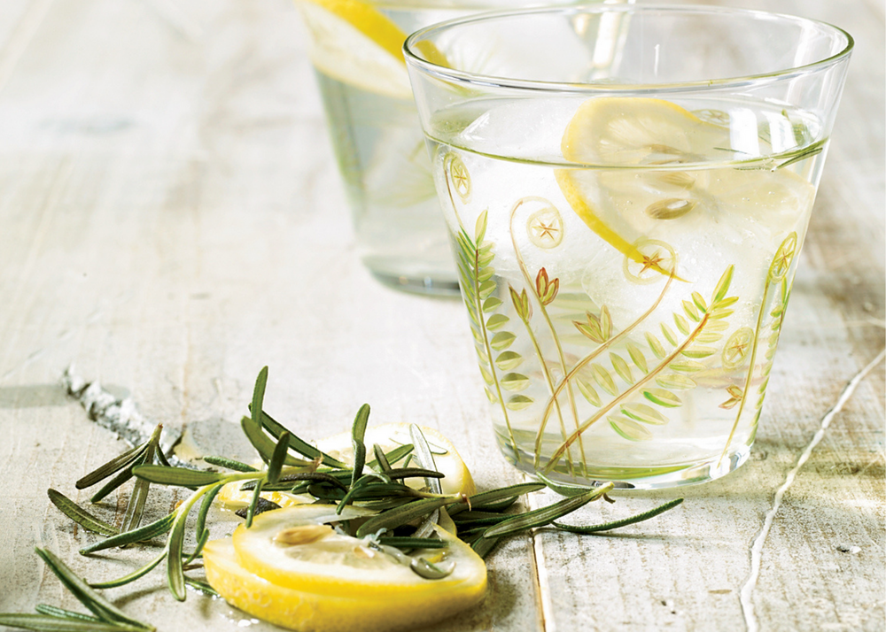 10 Creative Ways to Use Lemons