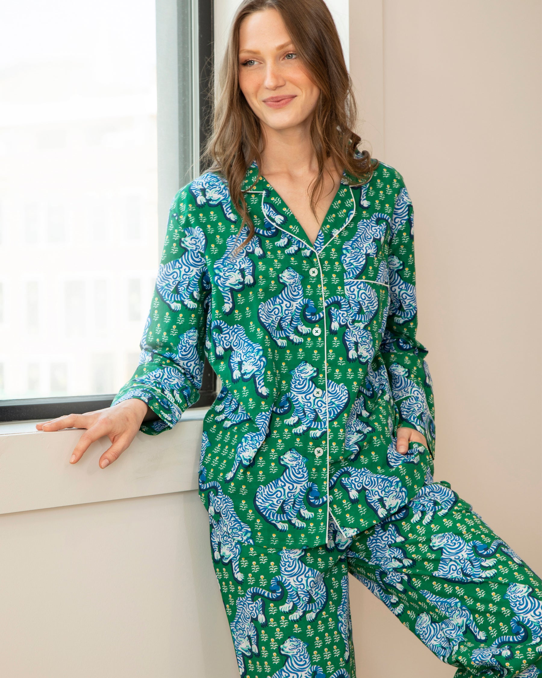 Tiger Queen Pajamas | Tiger Print Pajamas - Printfresh